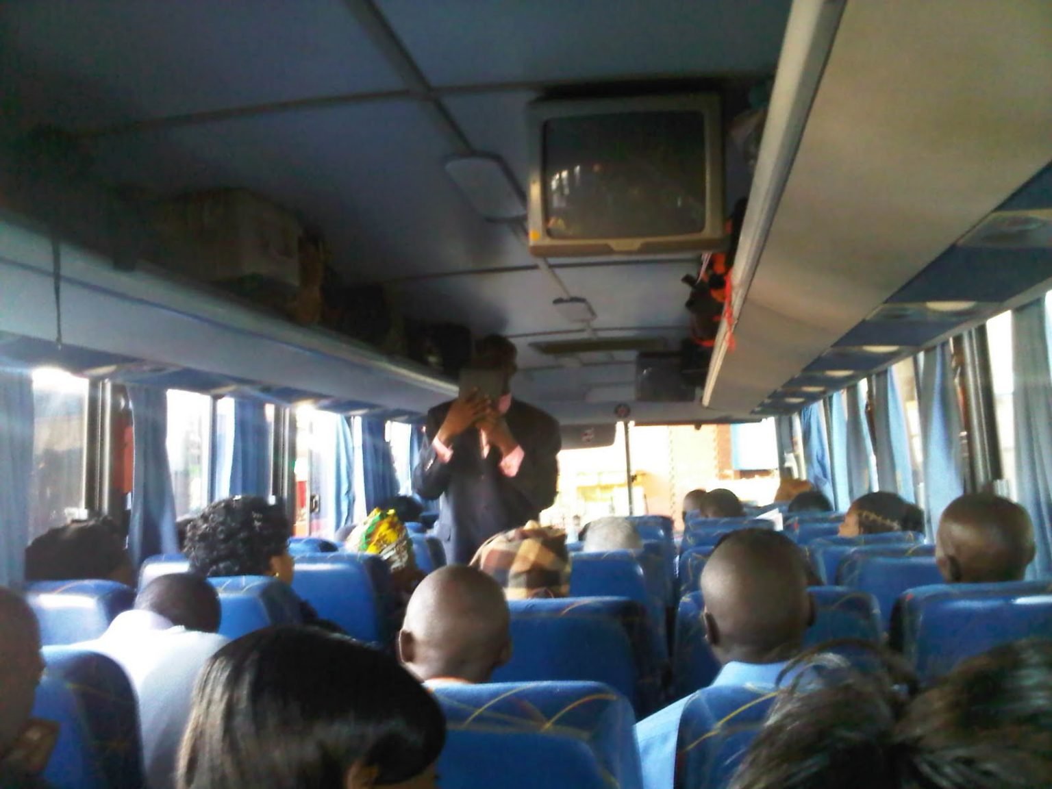 5 Types Of People You’ll See In Nigerian Passenger Buses